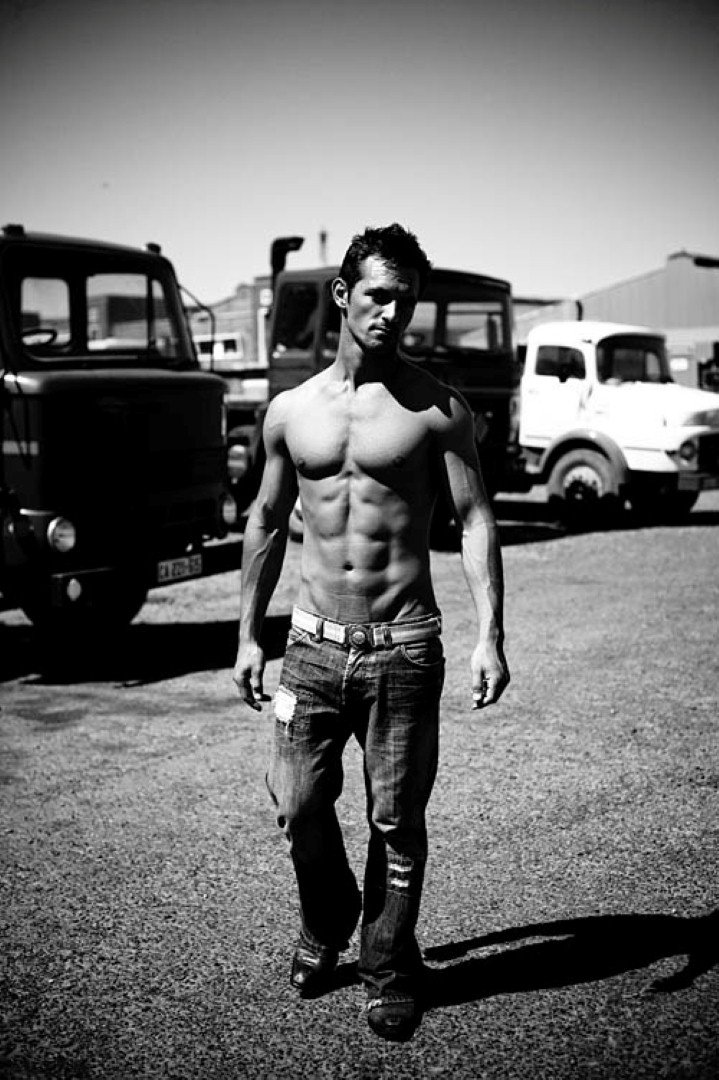 Tamika Interviews Grant Ross – The Starlit Path