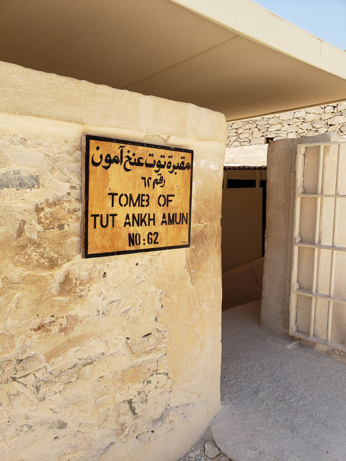 Gazing at Gold Tombs in Egypt – The Starlit Path