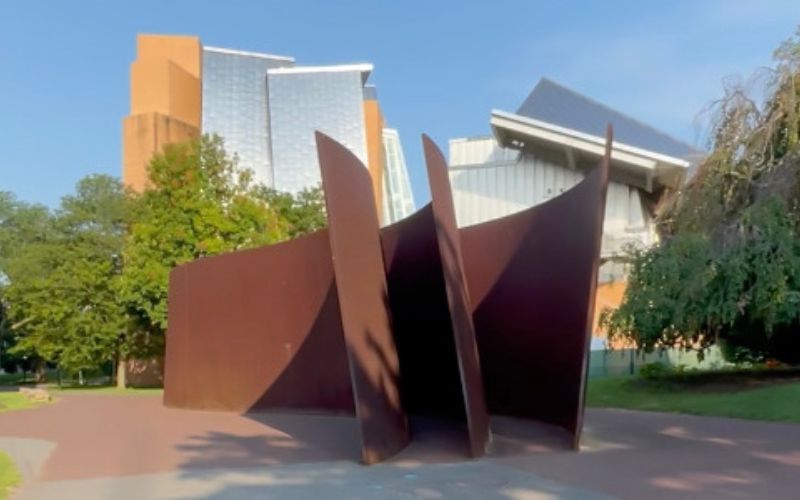 The Shape Shifting of Metal - The Unconditional Heart