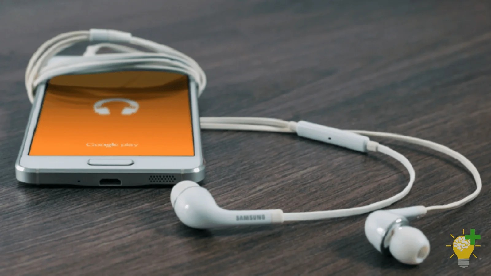 The 7 Best Podcasts for Positive Thinking