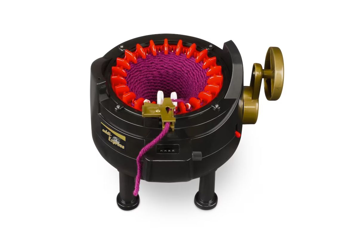 Best sock knitting machines for beginners and up (2025)