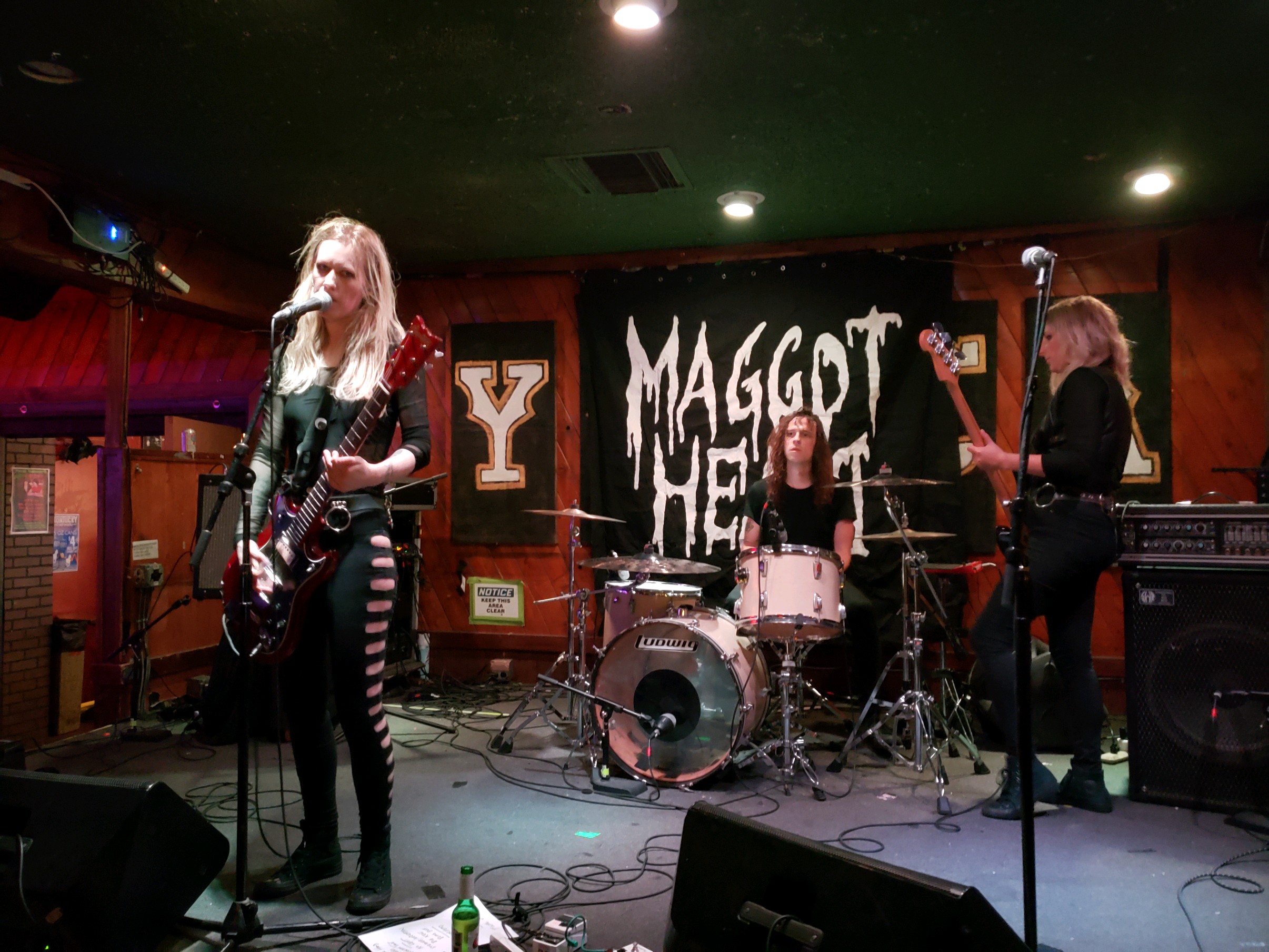 Maggot Heart: A Live Report – The Toilet Ov Hell
