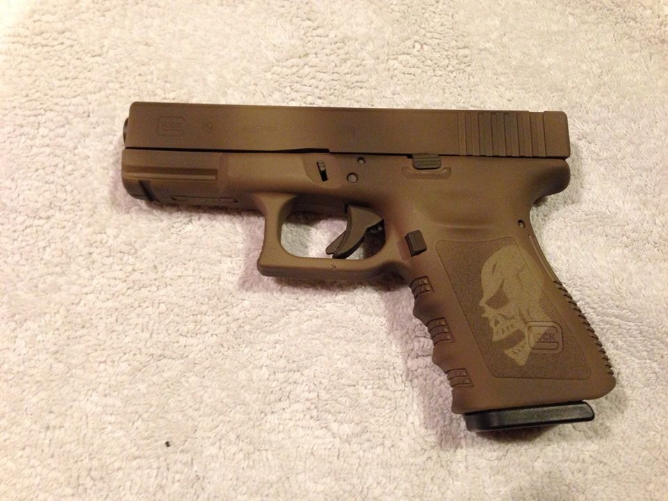 Glock 19 With Faint Skull 3 Colors - Toms Custom Guns