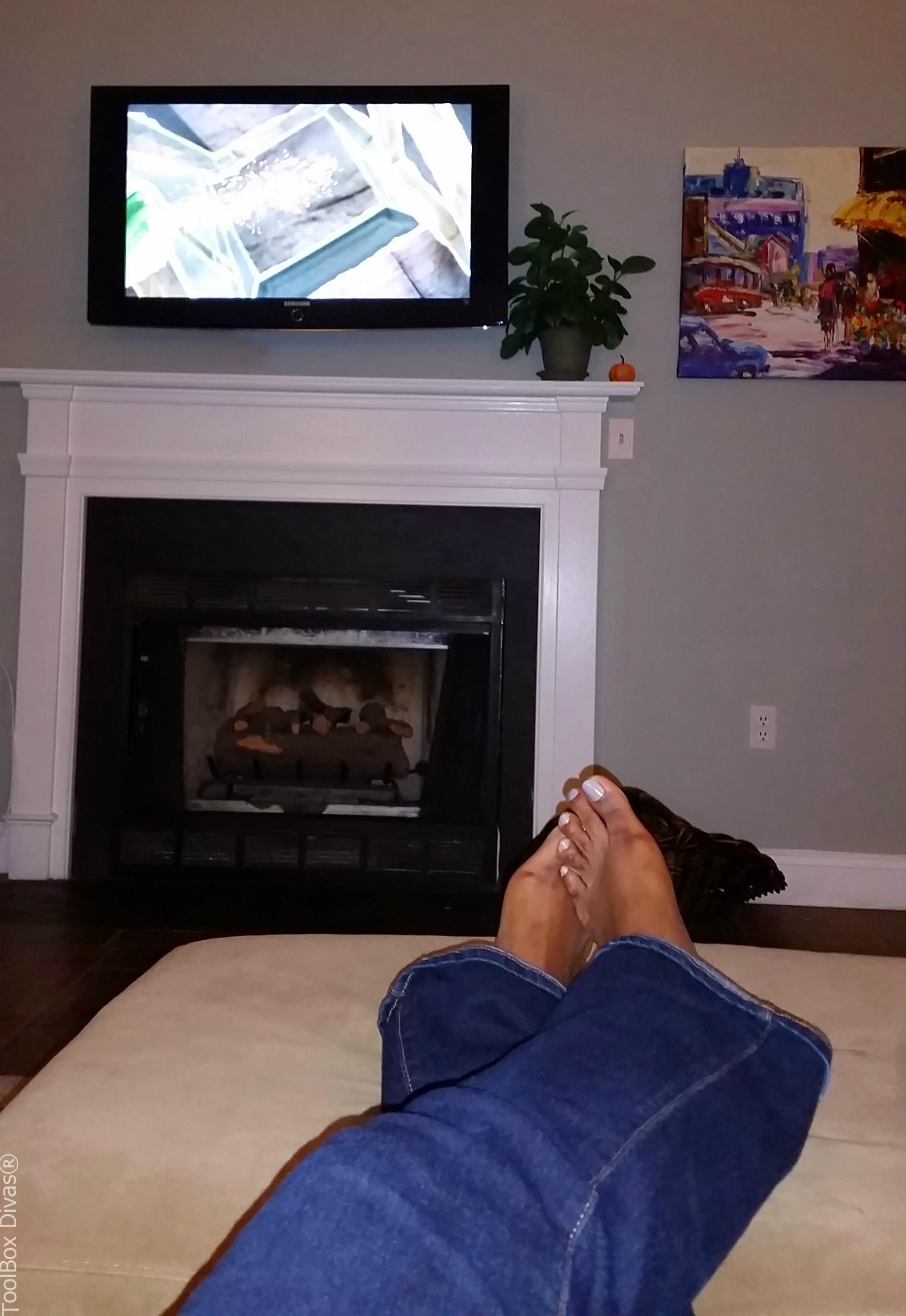 An Insider's Guide to Wall-Mounting Your HDTV - ToolBox Divas