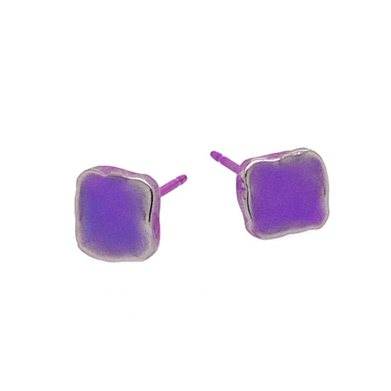 Small Square Boulder Stud Earrings | TouchTitanium.com