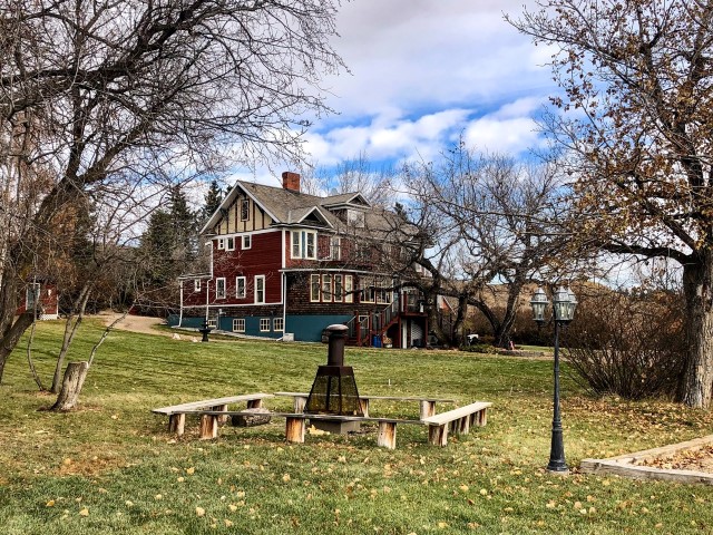 Alberta Badlands Uncovered - 5 Hidden Gems • Travel Tales of Life