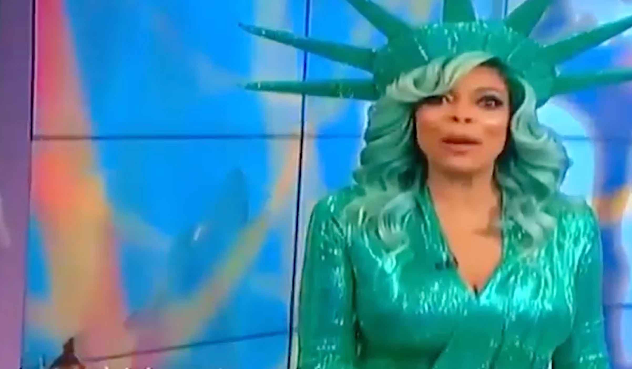 Trick or Treat? Dressed as Statue of Liberty, Wendy Williams Collapses ...