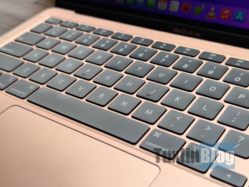 Apple Macbook Air M1 Review: Kinerja Kencang, Portabel, dan Baterai ...
