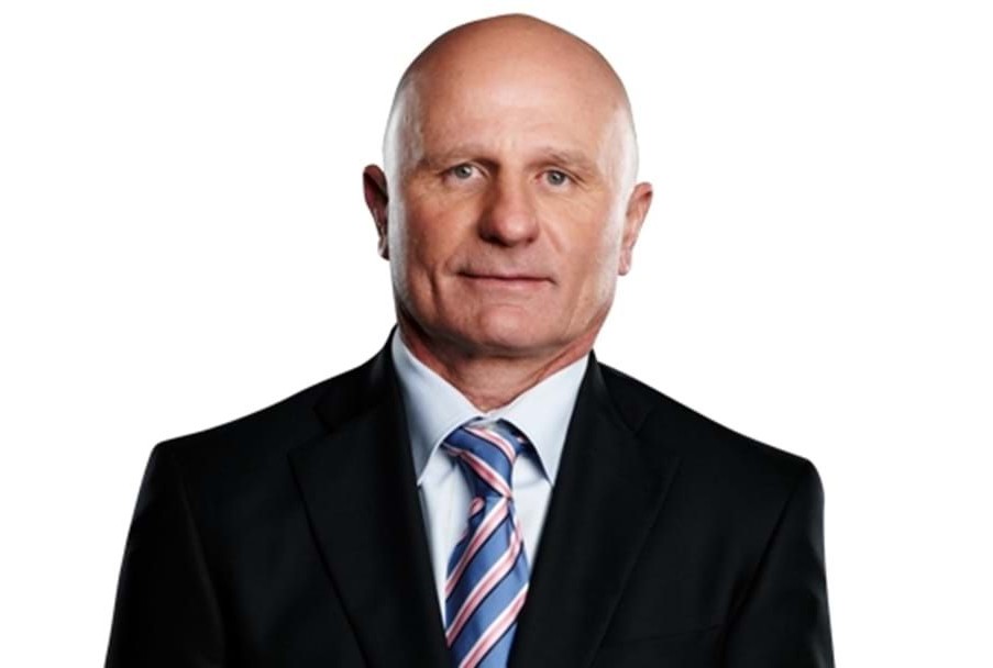 Report: 'Sterlo' to quit Nine NRL commentary team | TV Tonight