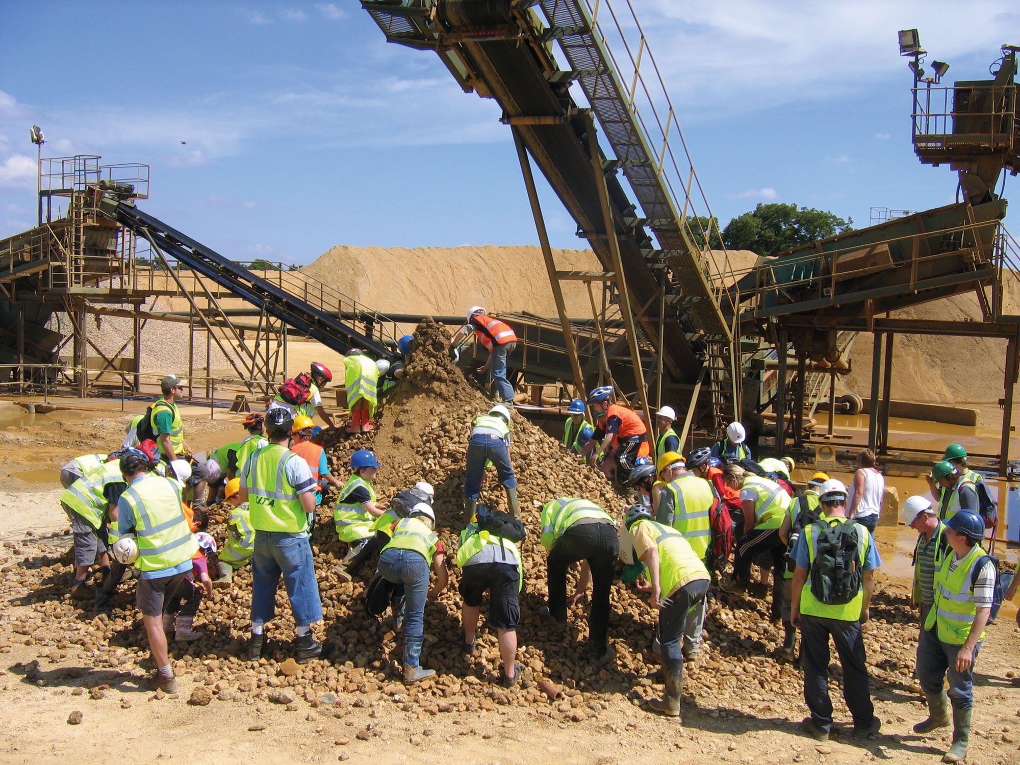 UK Fossil Collecting – Where to find fossils and what to find. UK ...