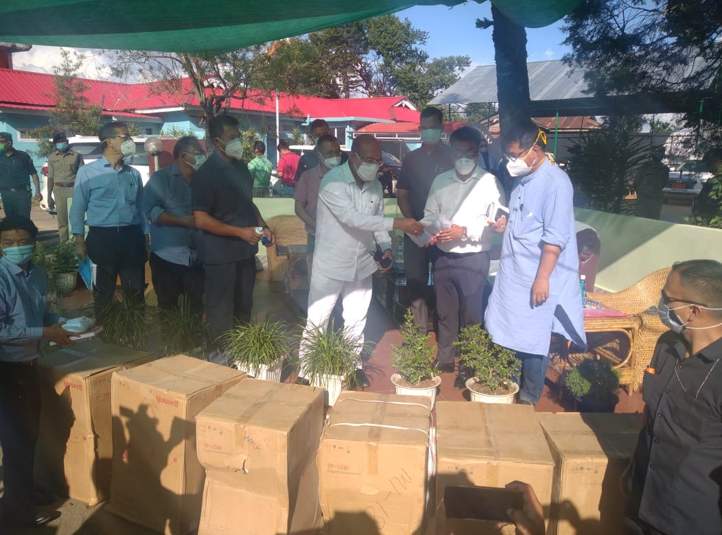 Manipur CM visits hill districts to take stock of COVID -19 situation