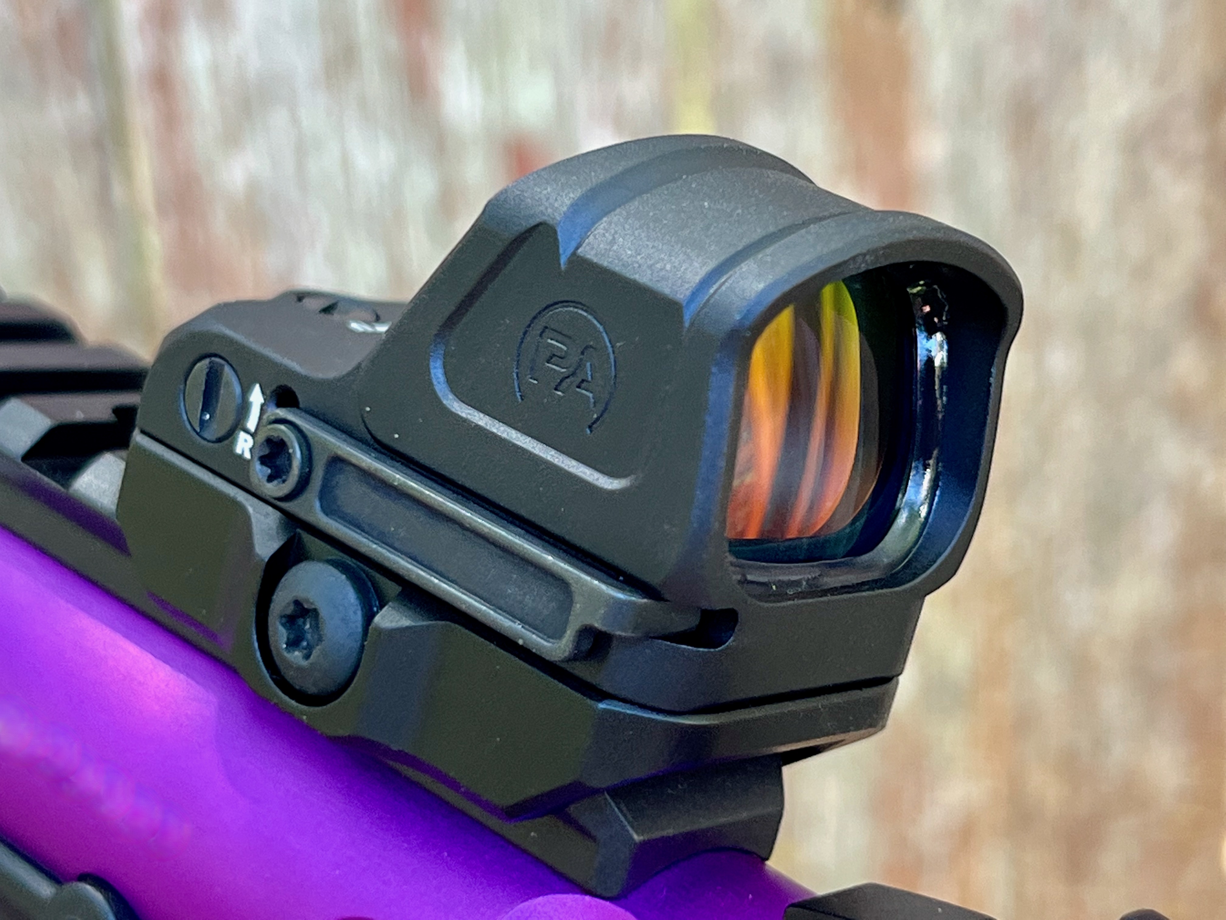 Primary Arms SLx RS-10 Mini Reflex Sight - Uncle Zo