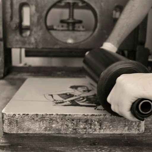 LA LITOGRAFÍA: UN PROCEDIMIENTO FASCINANTE EN LA HISTORIA DE LA IMPRESIÓN