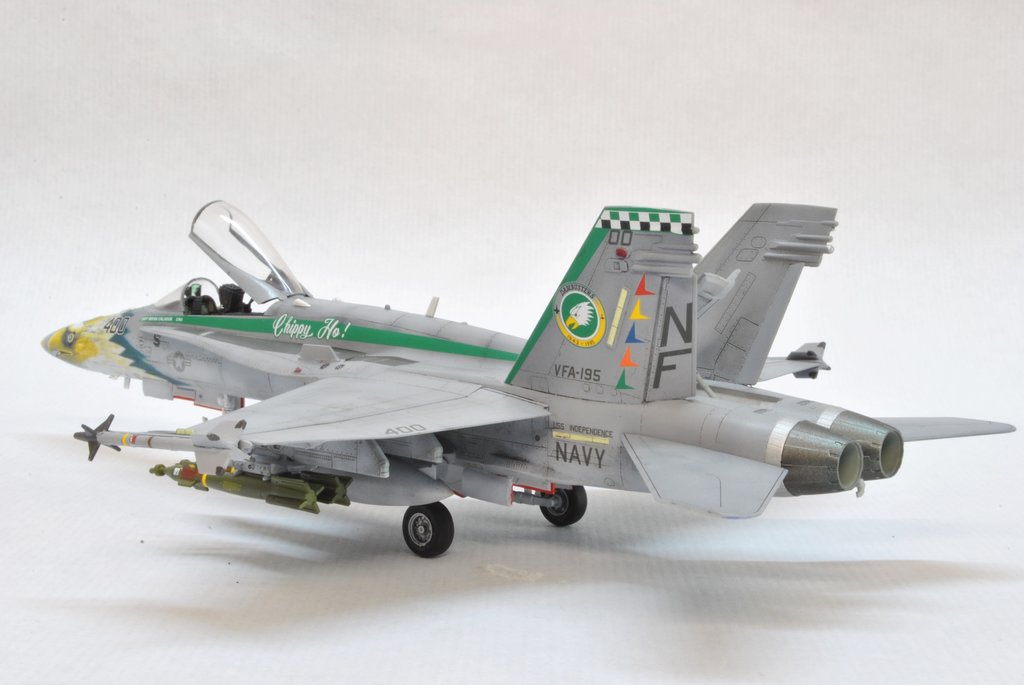 Boeing F/A-18 C „Chippy Ho 1995“ Academy 1:72 | Airwingmodels