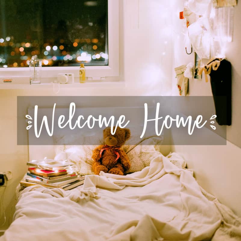 Welcome Home Script Font - UpFonts