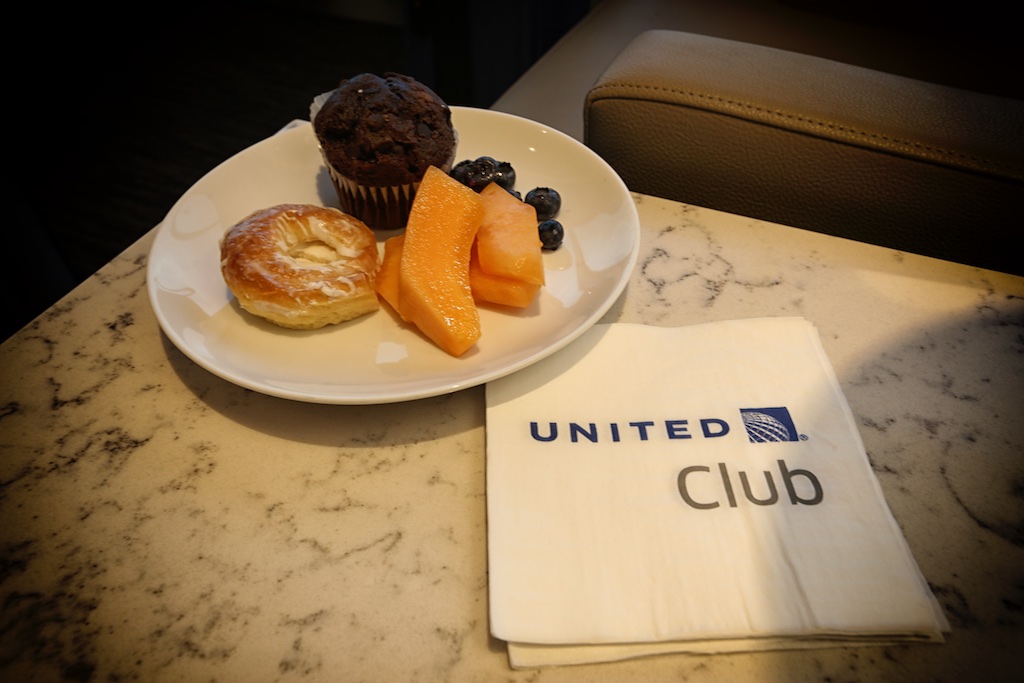 Photos of New United Lounge at Houston Intercontinental (IAH) Terminal ...