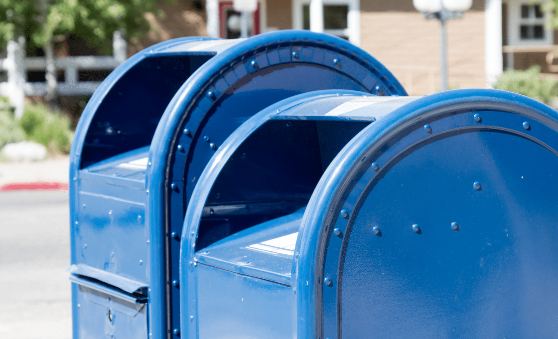 How to Mail a Check Safely (And Other Alternatives) - UponArriving