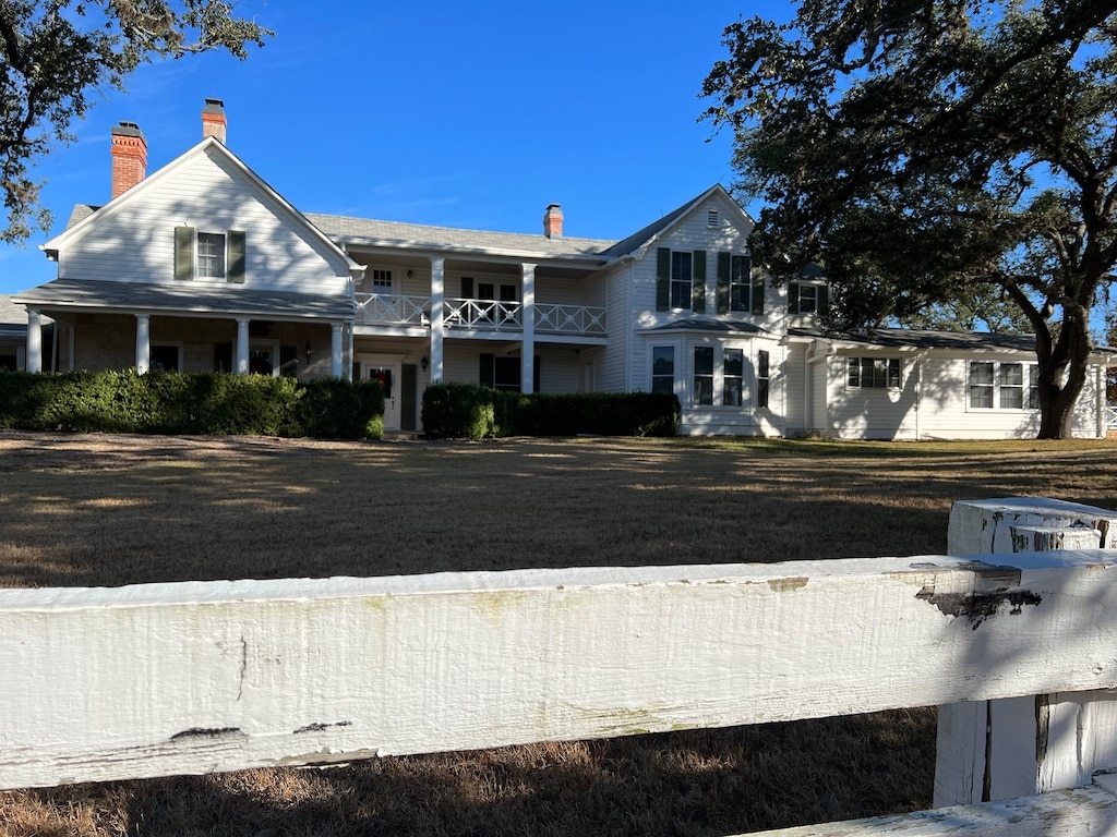 LBJ Ranch Review (What to See) [2022] - UponArriving