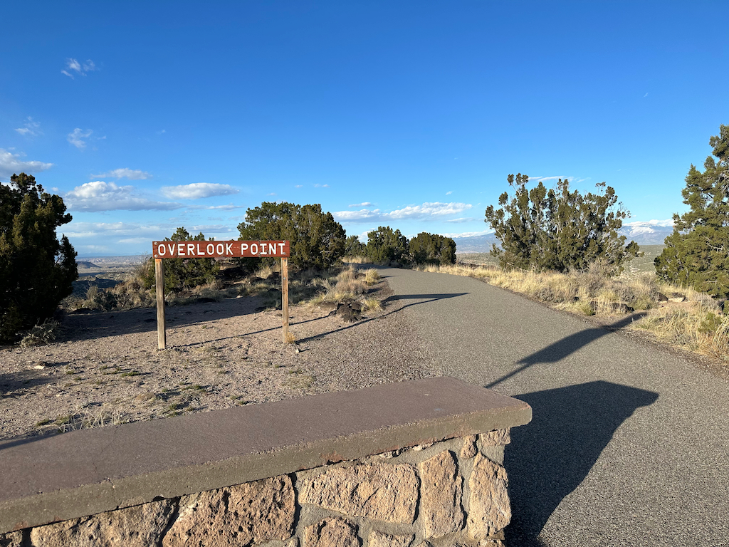 White Rock Overlook: A Mini Grand Canyon in New Mexico - UponArriving