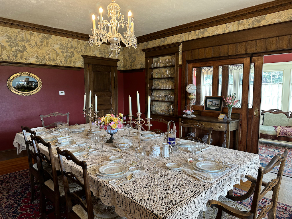 Stanley Home Museum Review: An Estes Park Legacy Unveiled - UponArriving