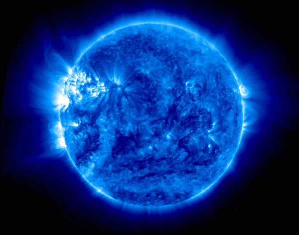 赤色矮星は最後にどのような姿になるの? 宇宙の星雲、惑星など、ワクワクする楽しみ方