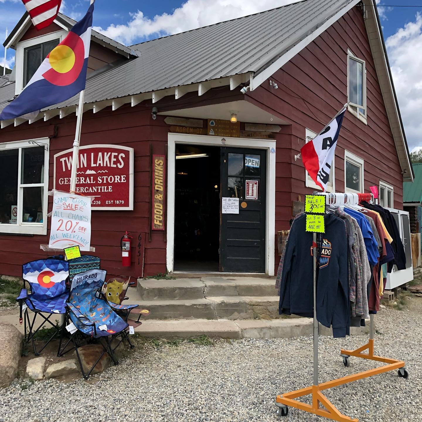 Hiking the Collegiate Loop ~ Part One - Van Delicious