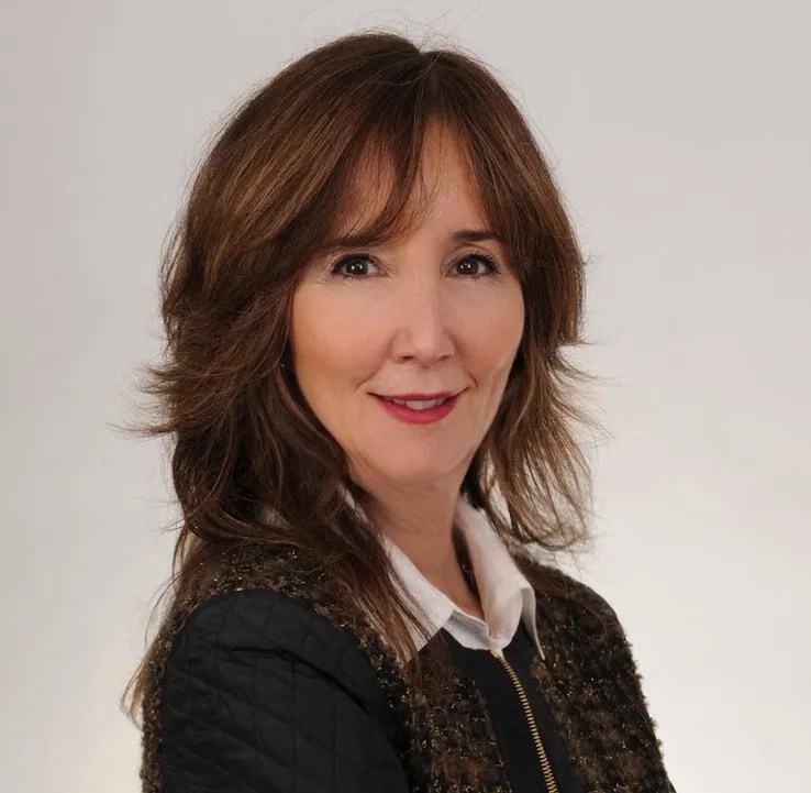 Lynda Rutledge - Views on Books