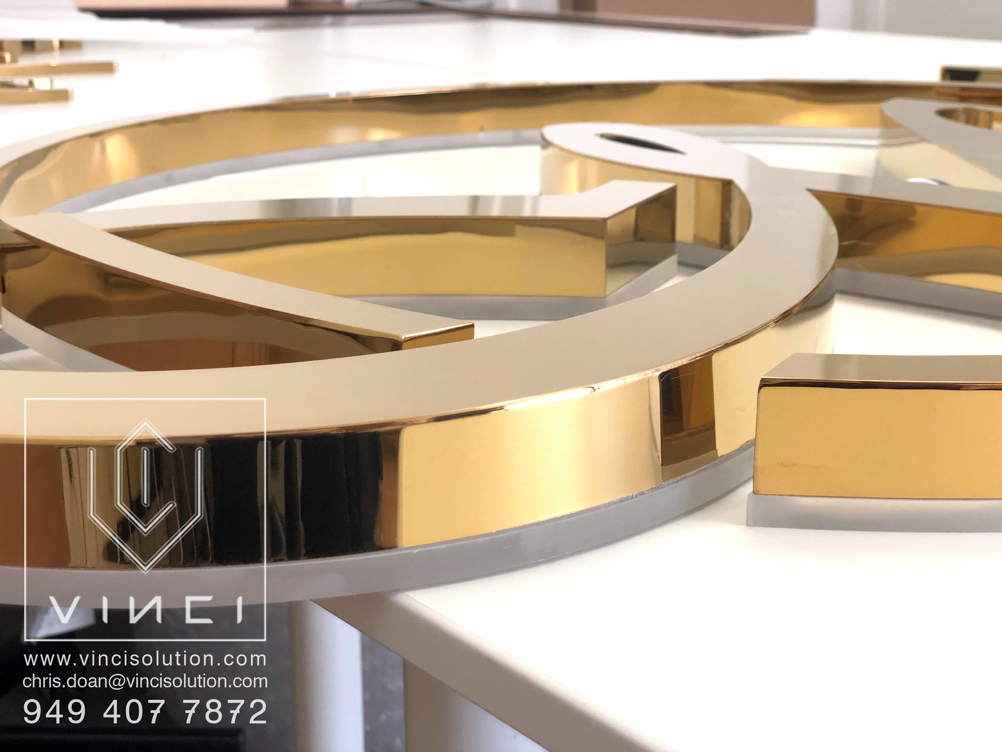 STAINLESS STEEL LOGO (FREE LOGO DESIGN) - VINCI SOLUTION INC