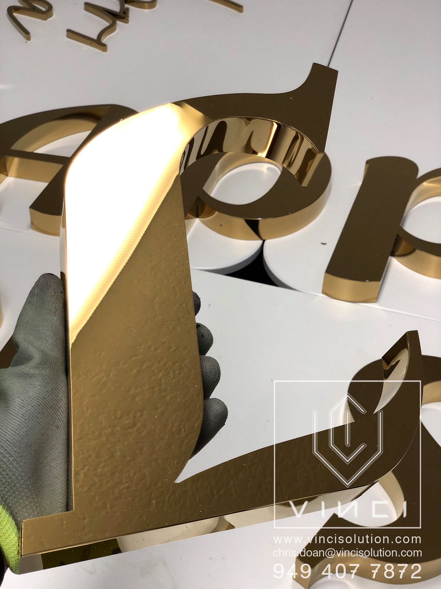 STAINLESS STEEL LOGO (FREE LOGO DESIGN) - VINCI SOLUTION INC