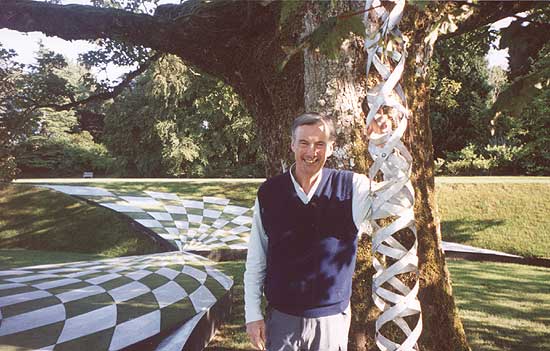 The Garden of Cosmic Speculation 7-31