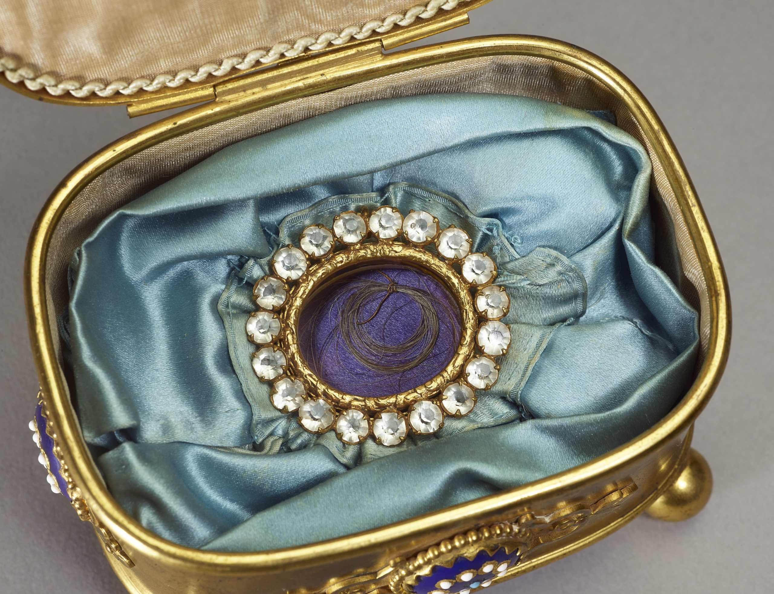 Treasures of the Manhattan Library: NYPL Puts Its Curious Collection on ...