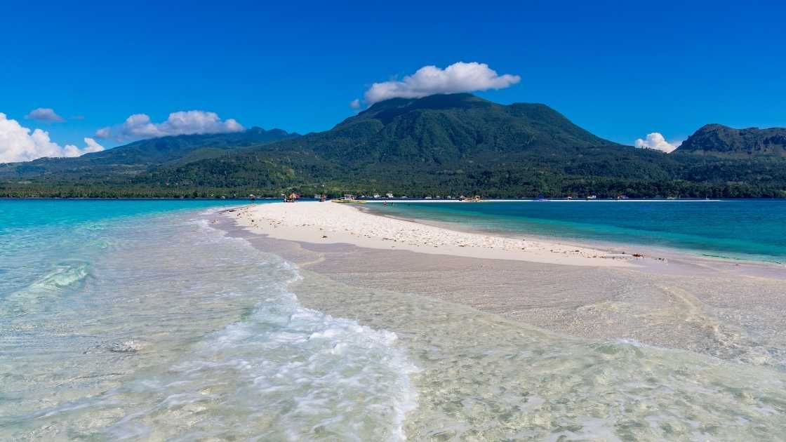 Top 8 Island Hopping Destinations In Mindanao - WayPH.com
