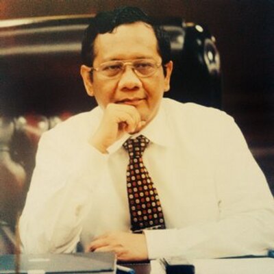 Arti Auliya di Surat Al Maidah Ayat 51 Menurut Mahfud MD - Suara ...