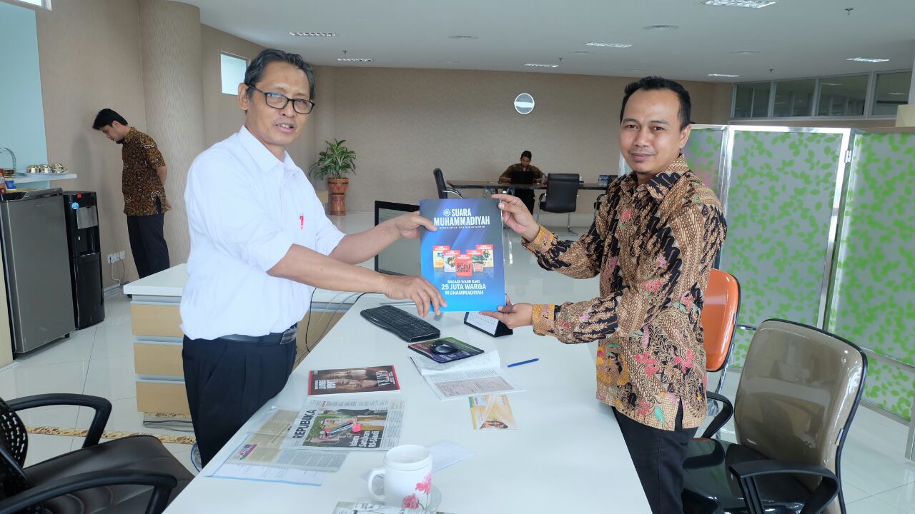 Teken MoU, Majalah SM Jadi Bacaan Wajib UMS - Suara Muhammadiyah