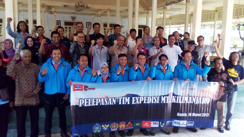 Ekspedisi ke Afrika, Mapala UMY Akan Taklukkan Puncak Kilimanjaro - Suara Muhammadiyah