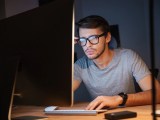 Why Do Programmers Wear Glasses 4 Main Reasons