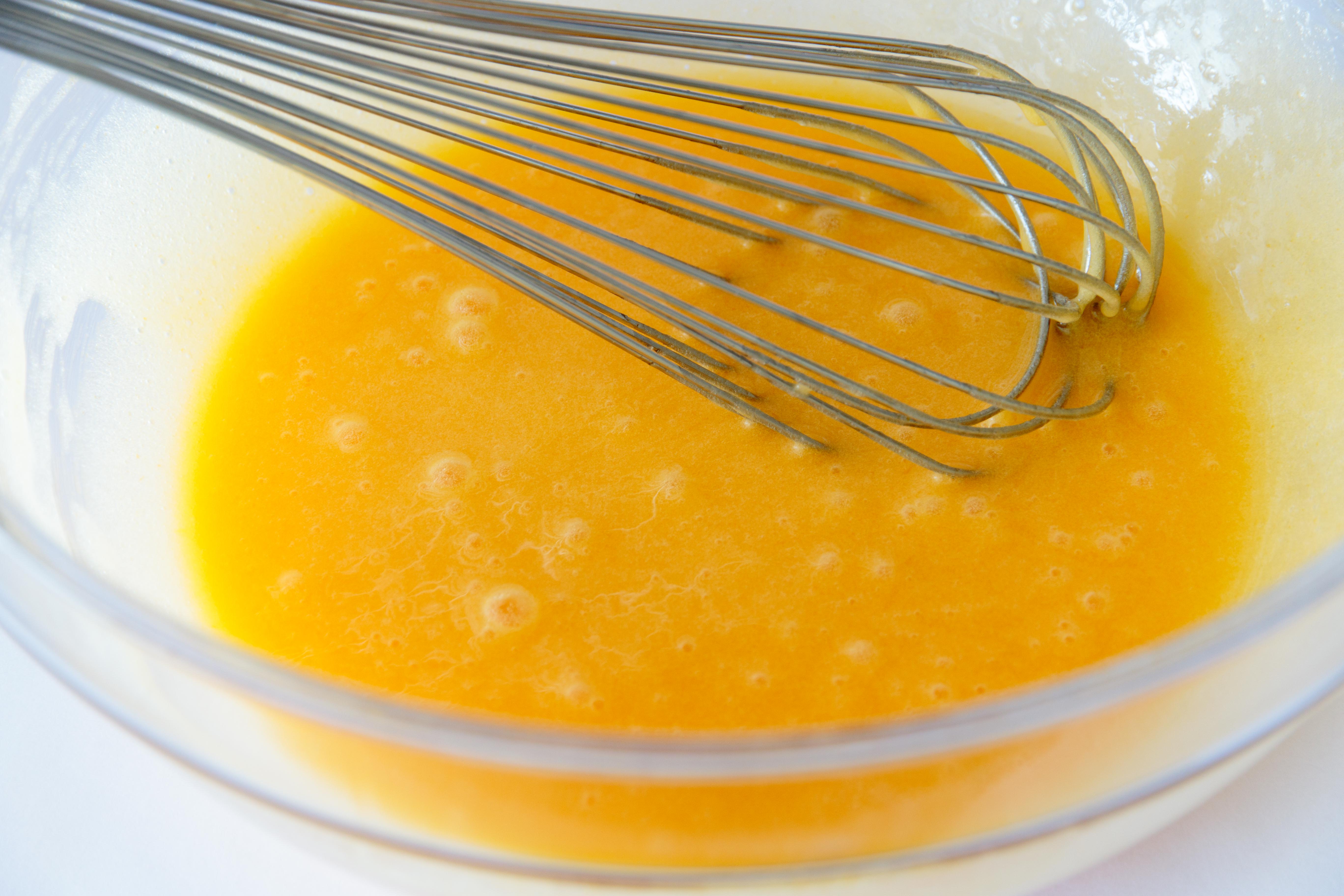 WELLINGTON BAKEHOUSE - Apple + Raspberry Loaf Cake