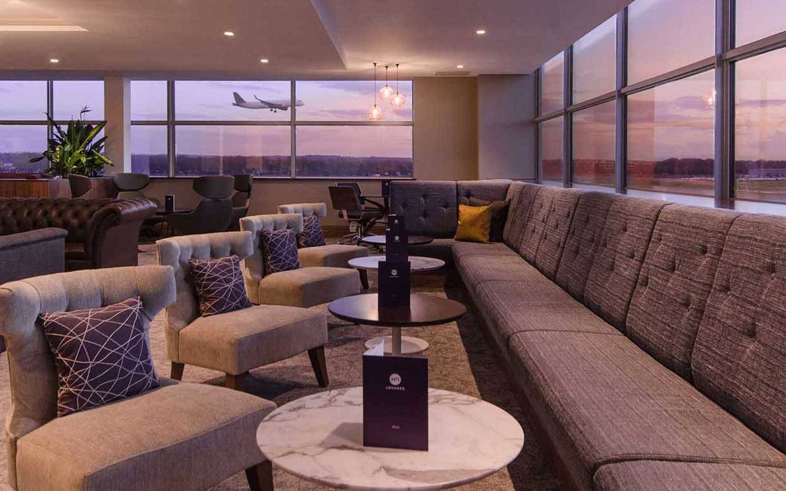 First Class Airport Lounges at Economy Prices – WE MARRIED ADVENTURE