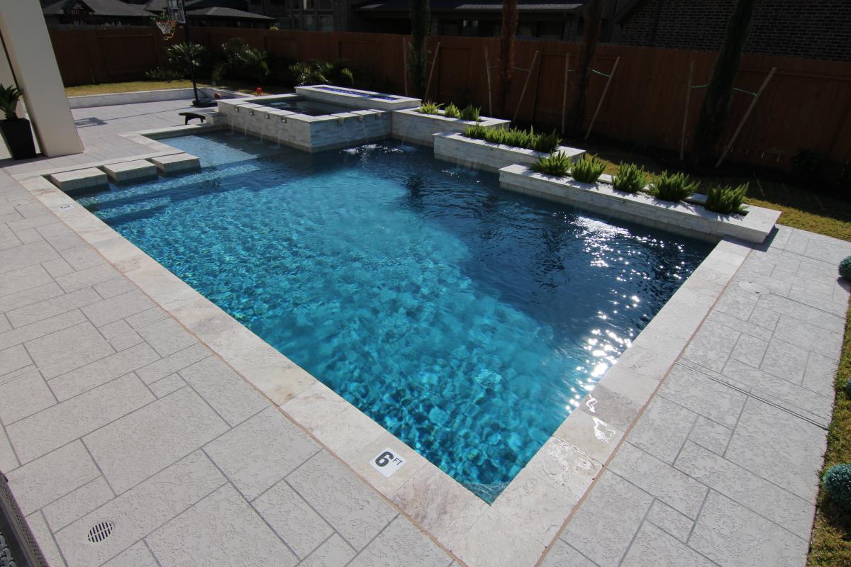 Custom Straight Line Pools Photo Gallery | Wet Pools, Inc.