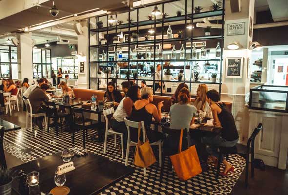 Here's where to celebrate the Royal Wedding in Dubai