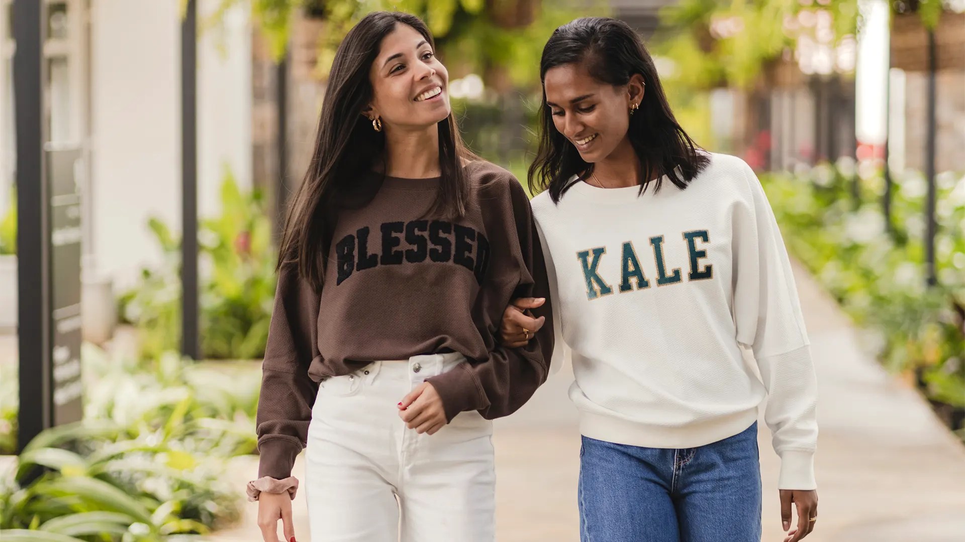 World Knits | Fashion Expertise in Men's, Women's & Kids' Wear