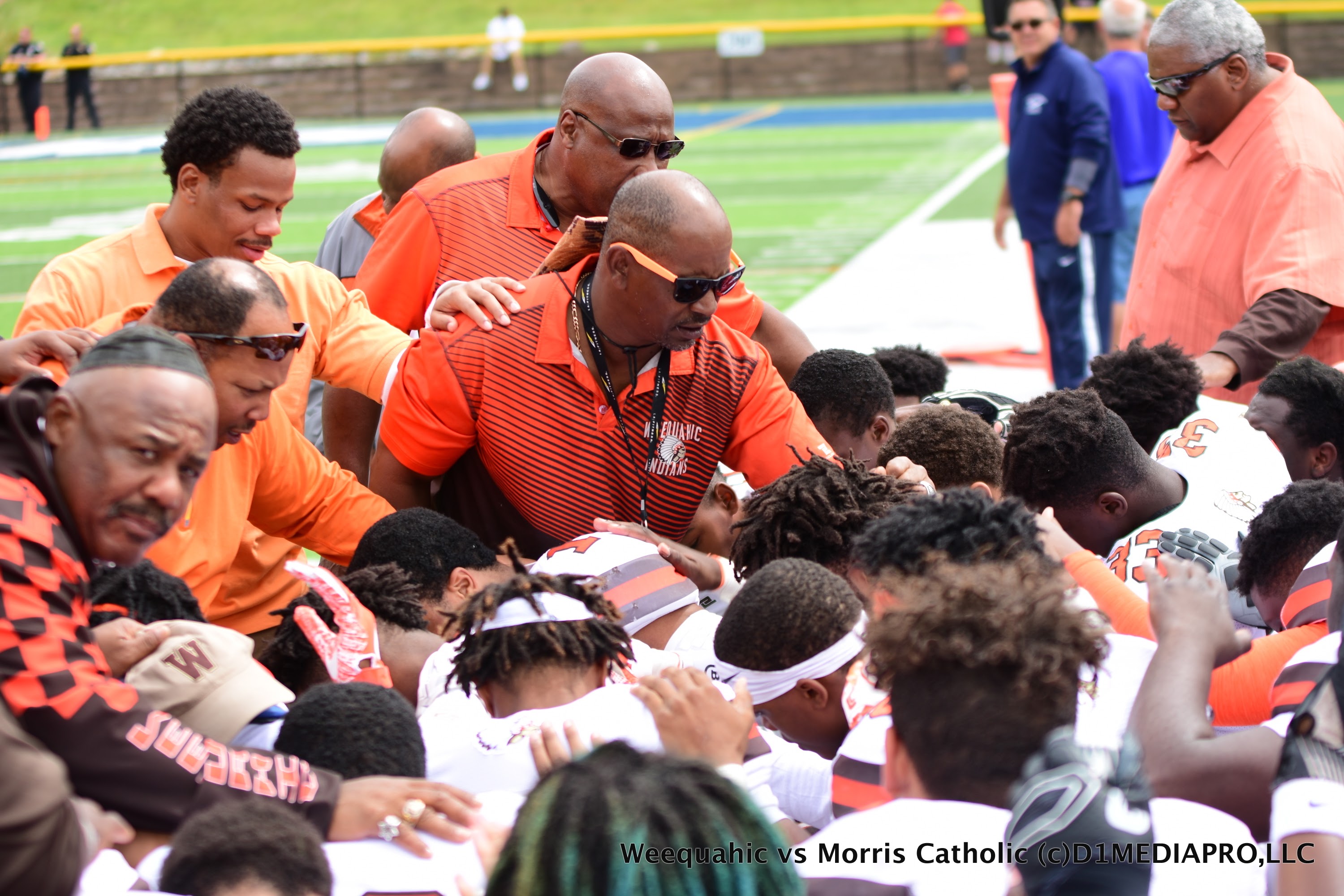 WEEQUAHIC INDIAN FOOTBALL #WEREADY 40-0 OVER CLIFFSIDE PARK HS