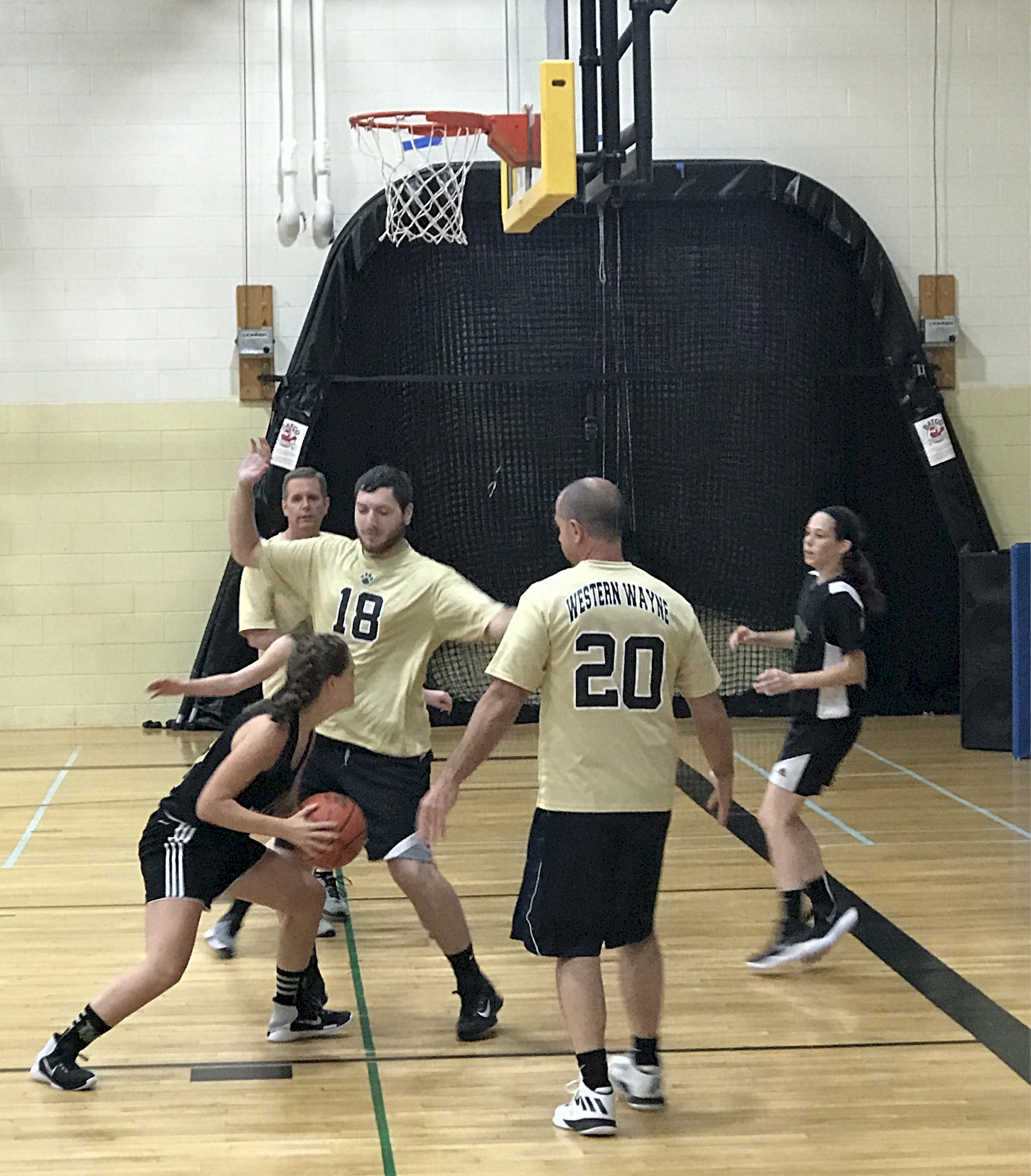 Western Wayne Middle School Holds Annual Student vs. Faculty Basketball ...