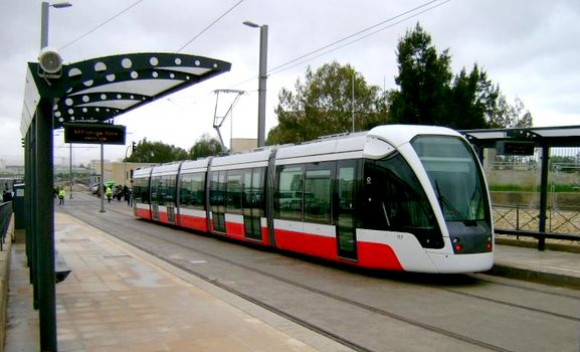Œuvres universitaires: gratuité du transport par métro et tramway aux ...