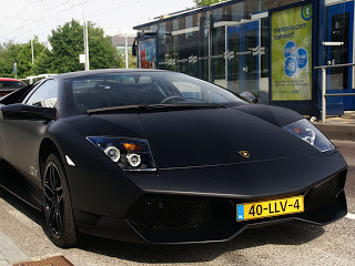 IMC founder Schelvis buys a new car – Amsterdamtrader