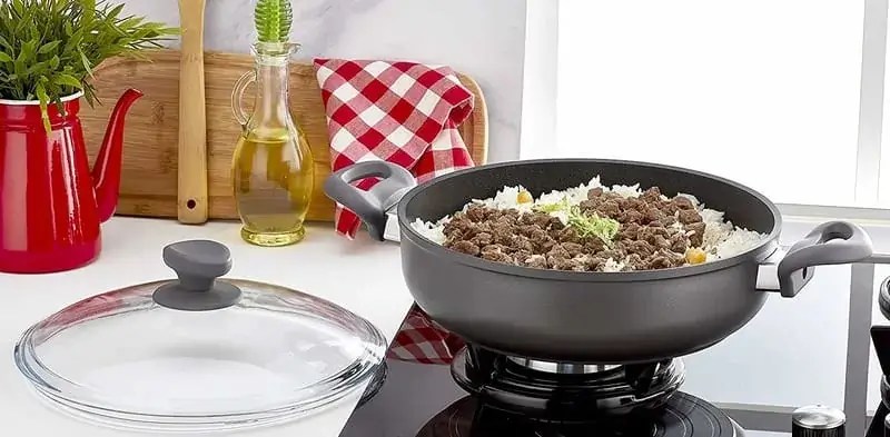 الفرق بين أواني الجرانيت والتيتانيوم | AMT Gastroguss