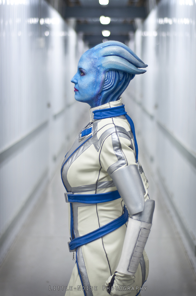 Mass Effect 3 Liara Cosplay