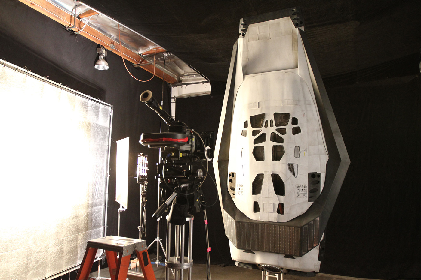 INTERSTELLAR: Ian Hunter - Miniature VFX Supervisor & Co-founder - New ...