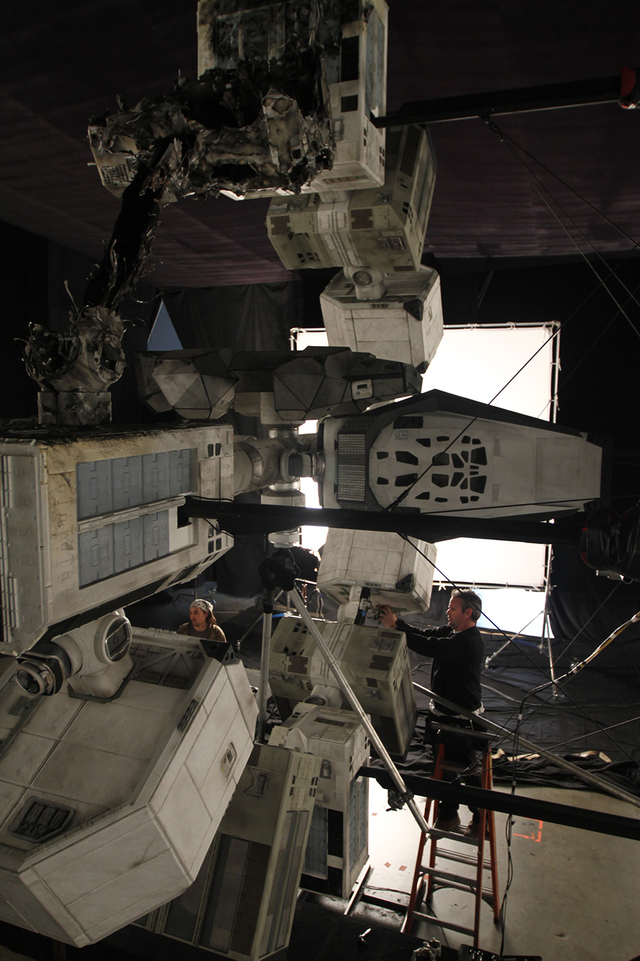 INTERSTELLAR: Ian Hunter - Miniature VFX Supervisor & Co-founder - New ...