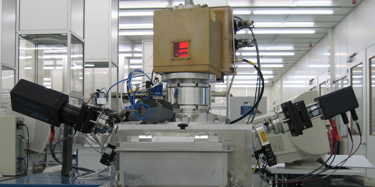 In situ spectroscopic ellipsometry and ALD – How ellipsometry became a ...